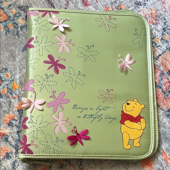 Pen Tab | Office | Green Winnie The Pooh Binder With Pink And Purple ...